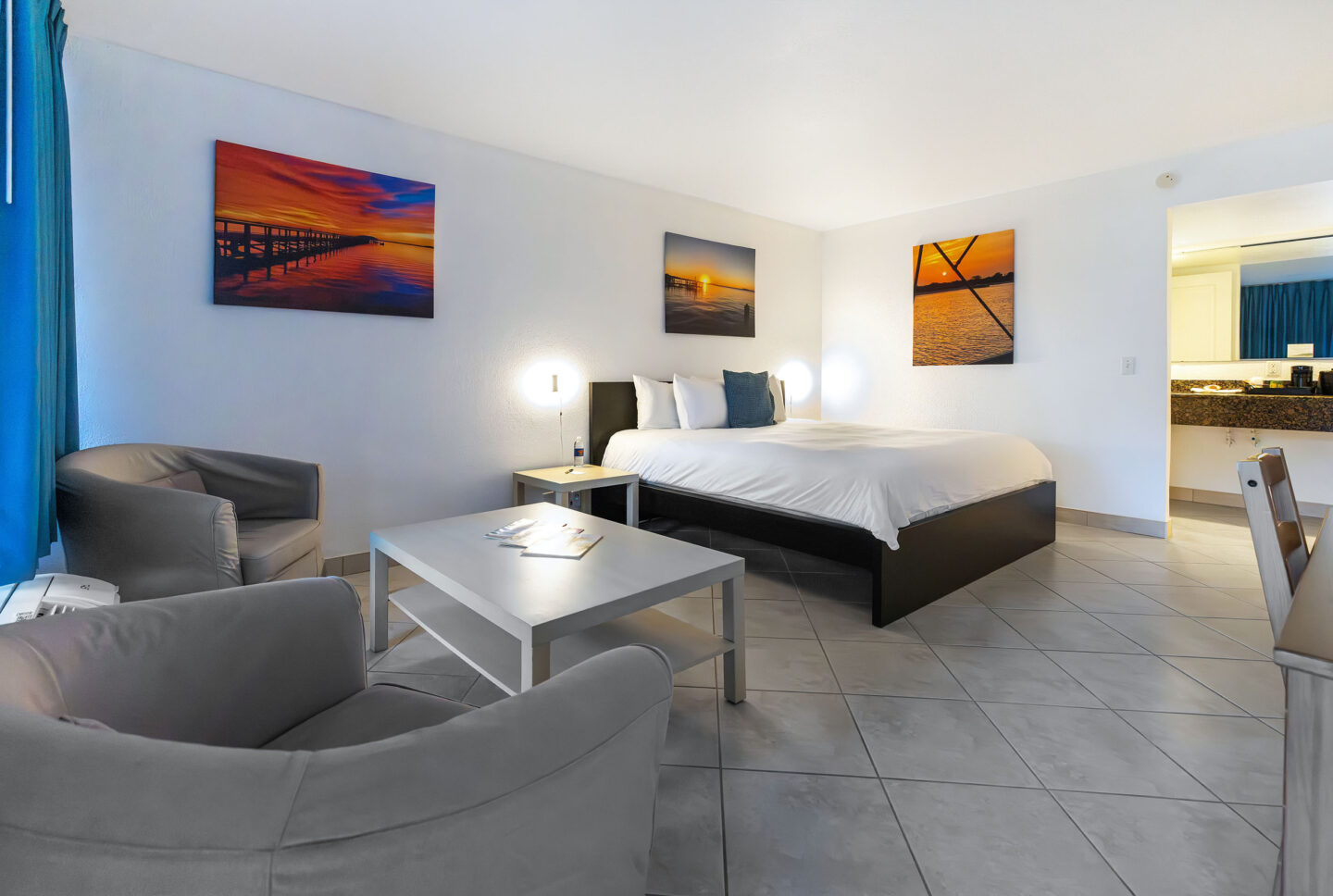 Resort Rooms - Dolphin Key Resort | Cape Coral Florida