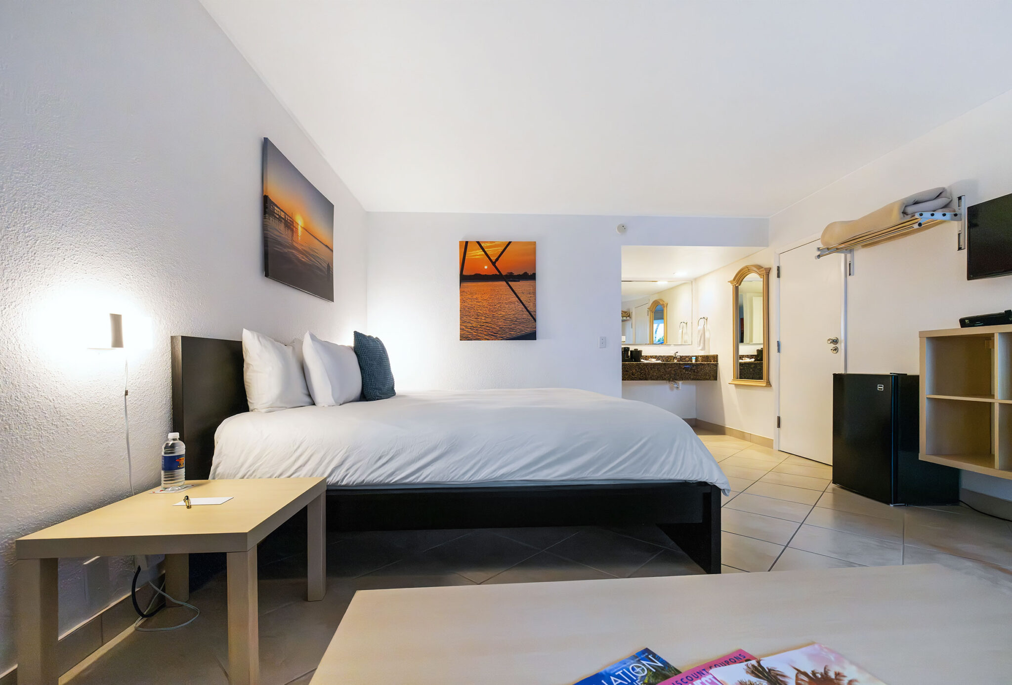 Resort Rooms - Dolphin Key Resort | Cape Coral Florida